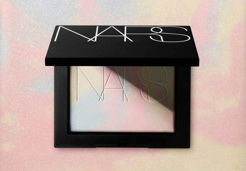 【NARS(ナーズ)】2023年秋コスメ、幻のマーブル模様のリフ粉「ライトリフレクティング プリズマティックパウダー 01783 MOONWAVE」が数量限定で復刻！【8/18発売】