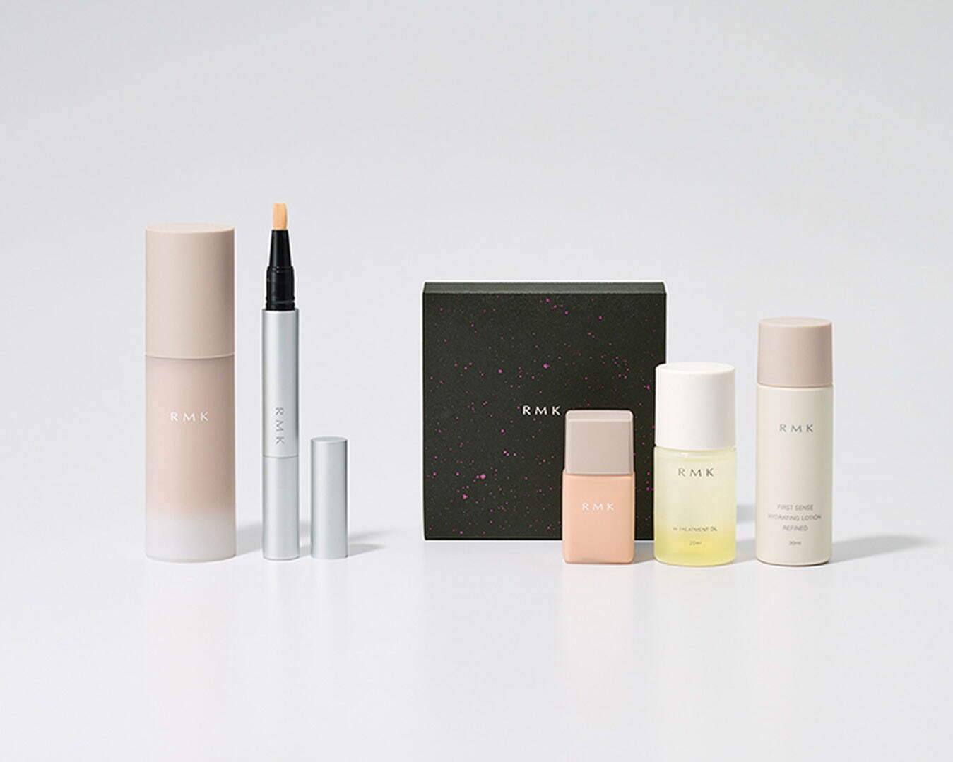 【RMK(アールエムケー)】2023年クリスマスコフレ第2弾はベースメイク&スキンケアコフレ！ギフトにぴったりなリップ&ハンドケアキットも【11月17日発売】